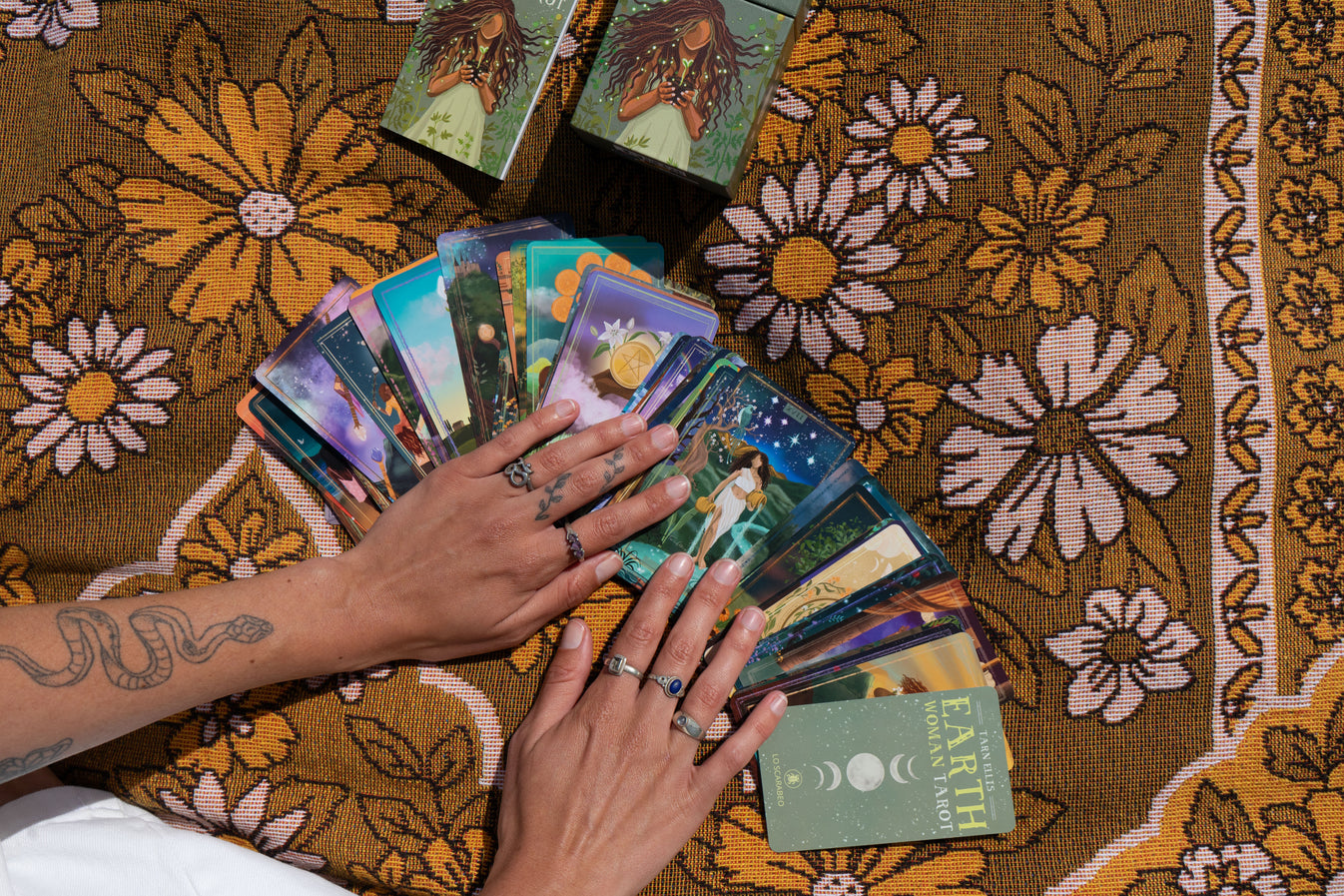 Earth Woman Tarot – Tarn Ellis Art