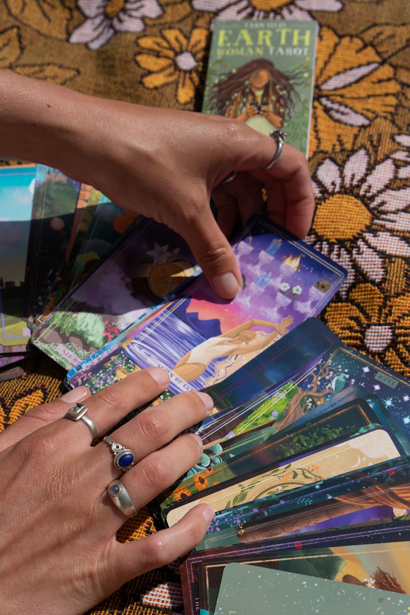 Earth Woman Tarot – Tarn Ellis Art